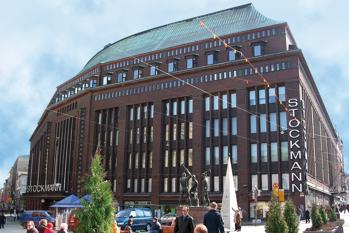 Huge district cooling substation for department store in Helsinki | Danfoss