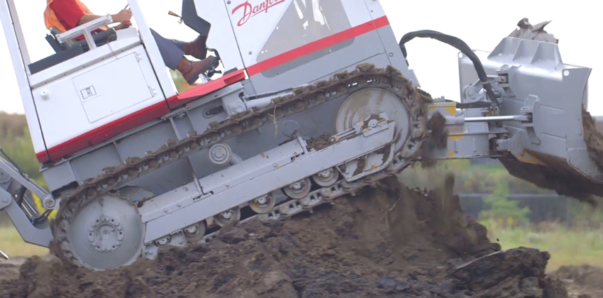 Anti-stall - Better control of direction, movement and speed | Danfoss