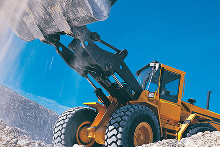 Solutions for mobile hydraulics | Danfoss