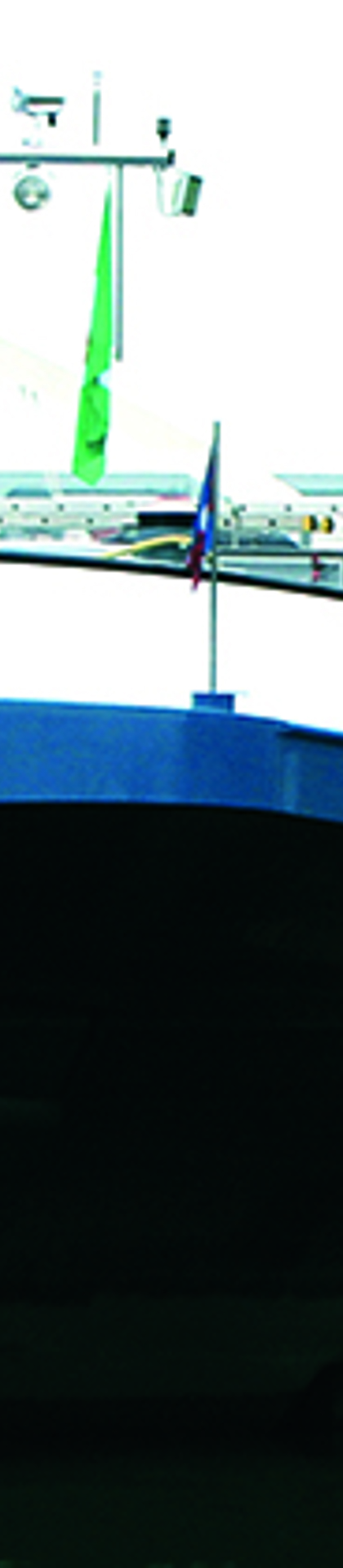 AC drives (VFD) for marine propulsion and thrusters | Danfoss