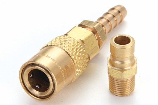 Thermal management quick disconnect couplings | Danfoss