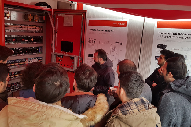 CO₂ refrigeration | Energy-saving systems for supermarkets | Danfoss