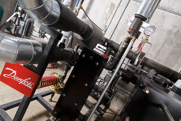 Domestic hot water storage systems with tank | Danfoss
