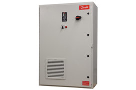 HVAC chillers - Air & water cooled chiller systems | Danfoss