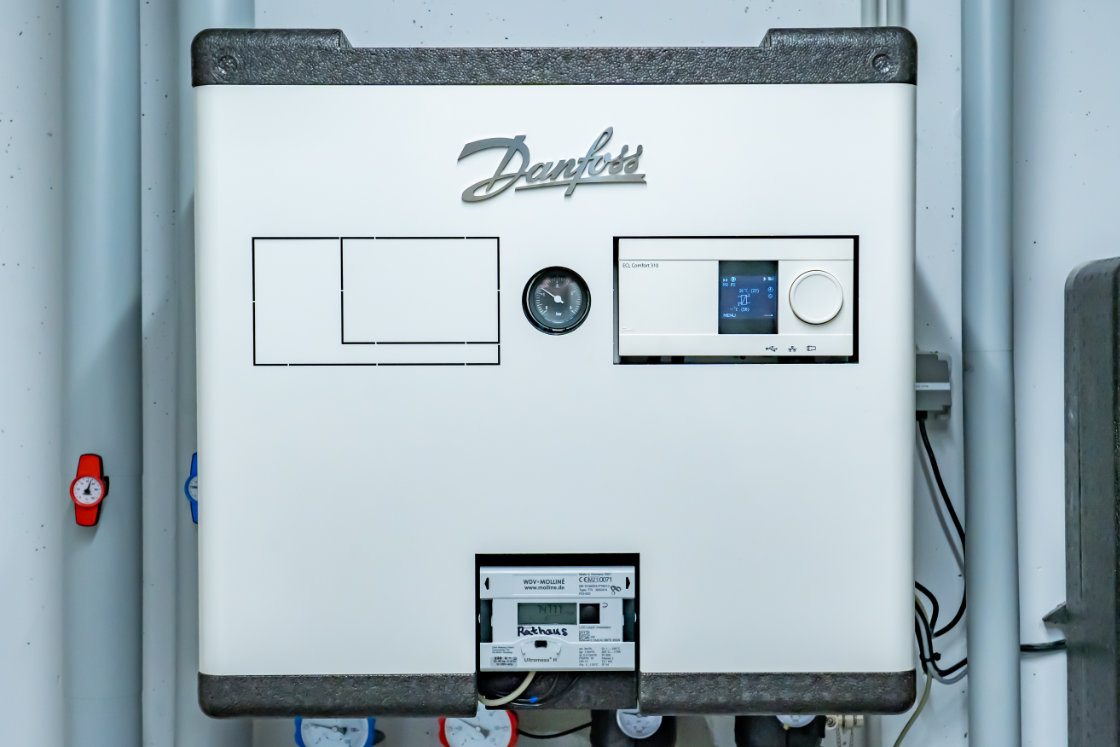 Danfoss Leanheat Software und Kompaktübergabestationen steuern ...