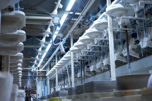 Roca Group factory drives down energy consumption by 30% | Danfoss
