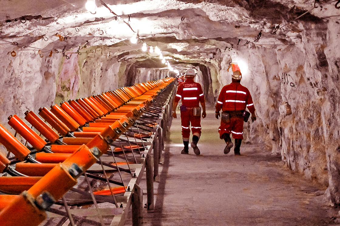 How did this platinum mine reduce risk and cost using efficient motion ...