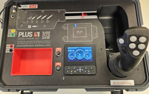 PLUS+1® Development kit and training kit | Danfoss