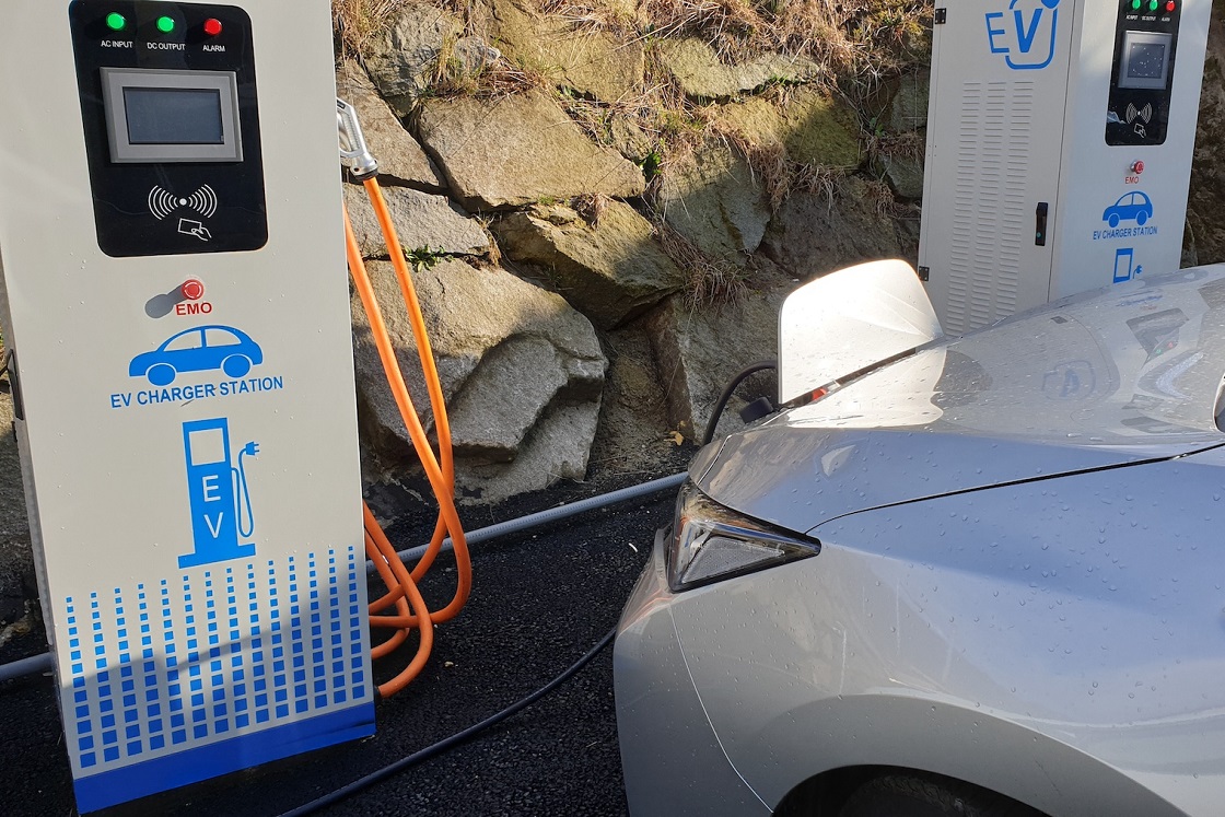 DANFOSS AIDS EV CHARGING | Danfoss